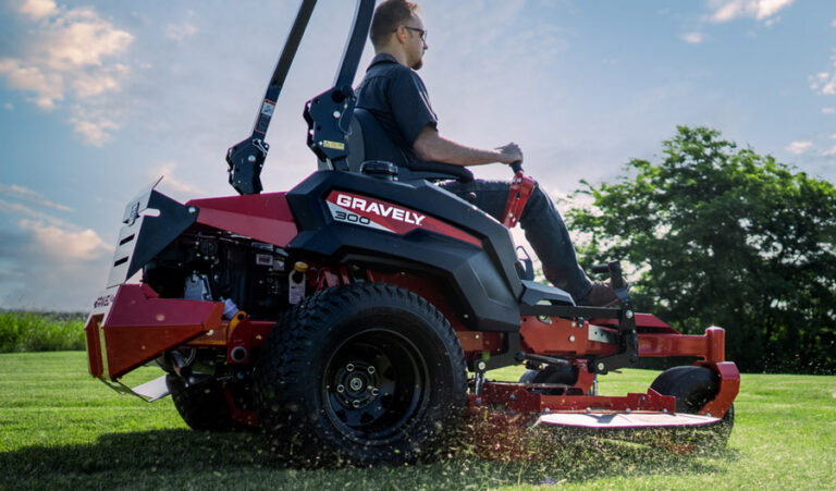 Gravely Pro-Turn® 300 Series Zero Turn Lawn Mower For Sale in CT