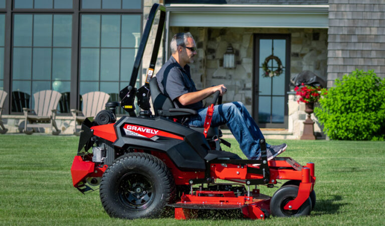 Gravely Pro-Turn® 500 Series Zero Turn Lawn Mower For Sale in CT